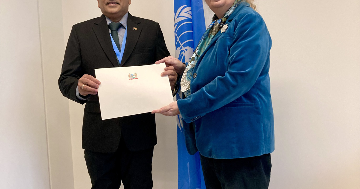 New Permanent Representative of Suriname Presents Credentials to the ...